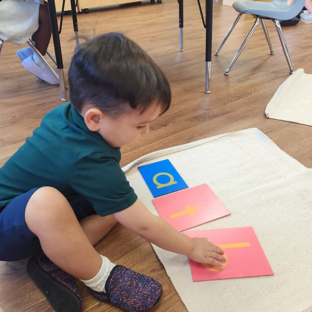 What are the Sandpaper Letters? - St Mary School Delaware